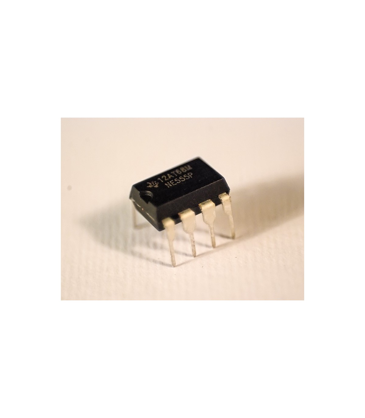 آی سی تایمر NE555 Timer IC تراشه تایمر دیپ
